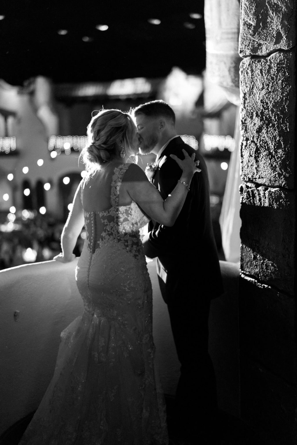 Romantic Wedding at Laurel Hall – Indianapolis, Indiana ...